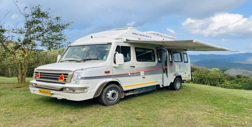 Luxury Caravan Price in India | Caravan It