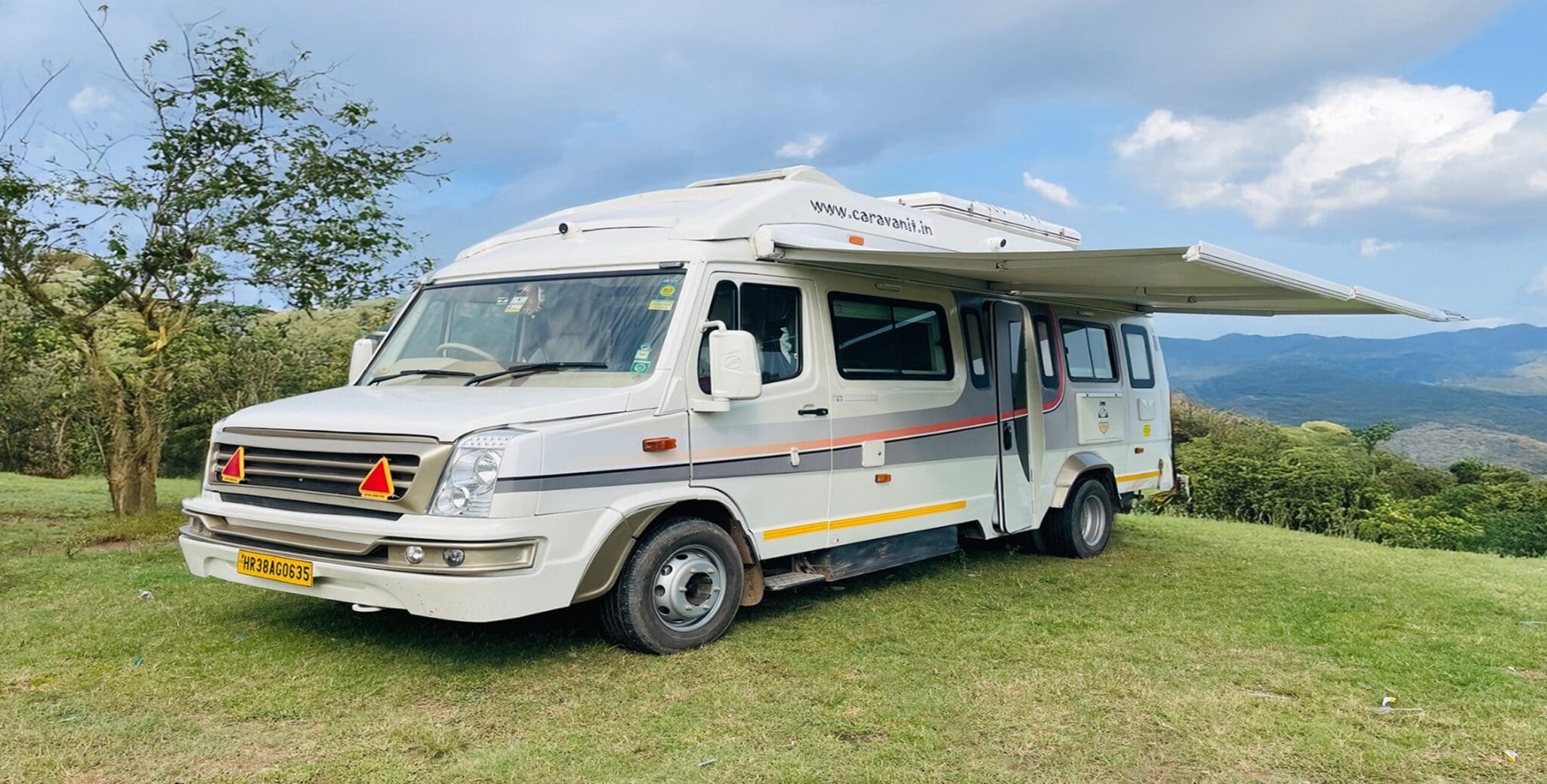 Luxury Caravan Price in India | Caravan It